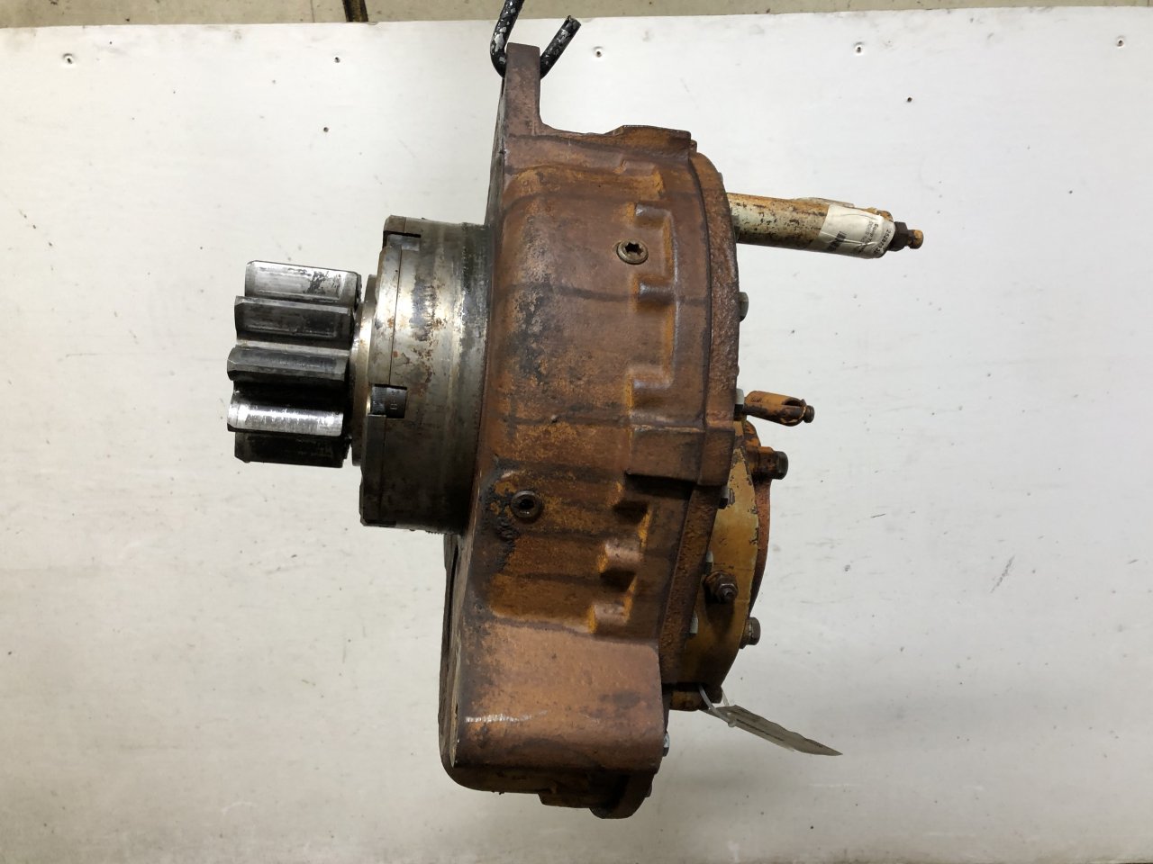 S955797 | Case 35 Transfer Case for Sale