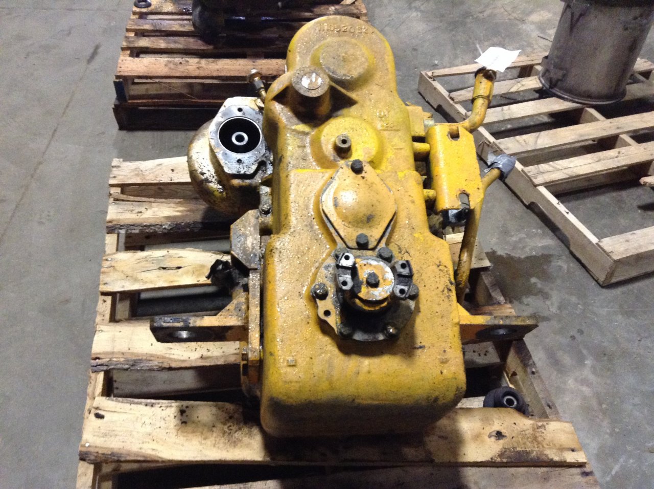 Dresser 515B Transmission for Sale