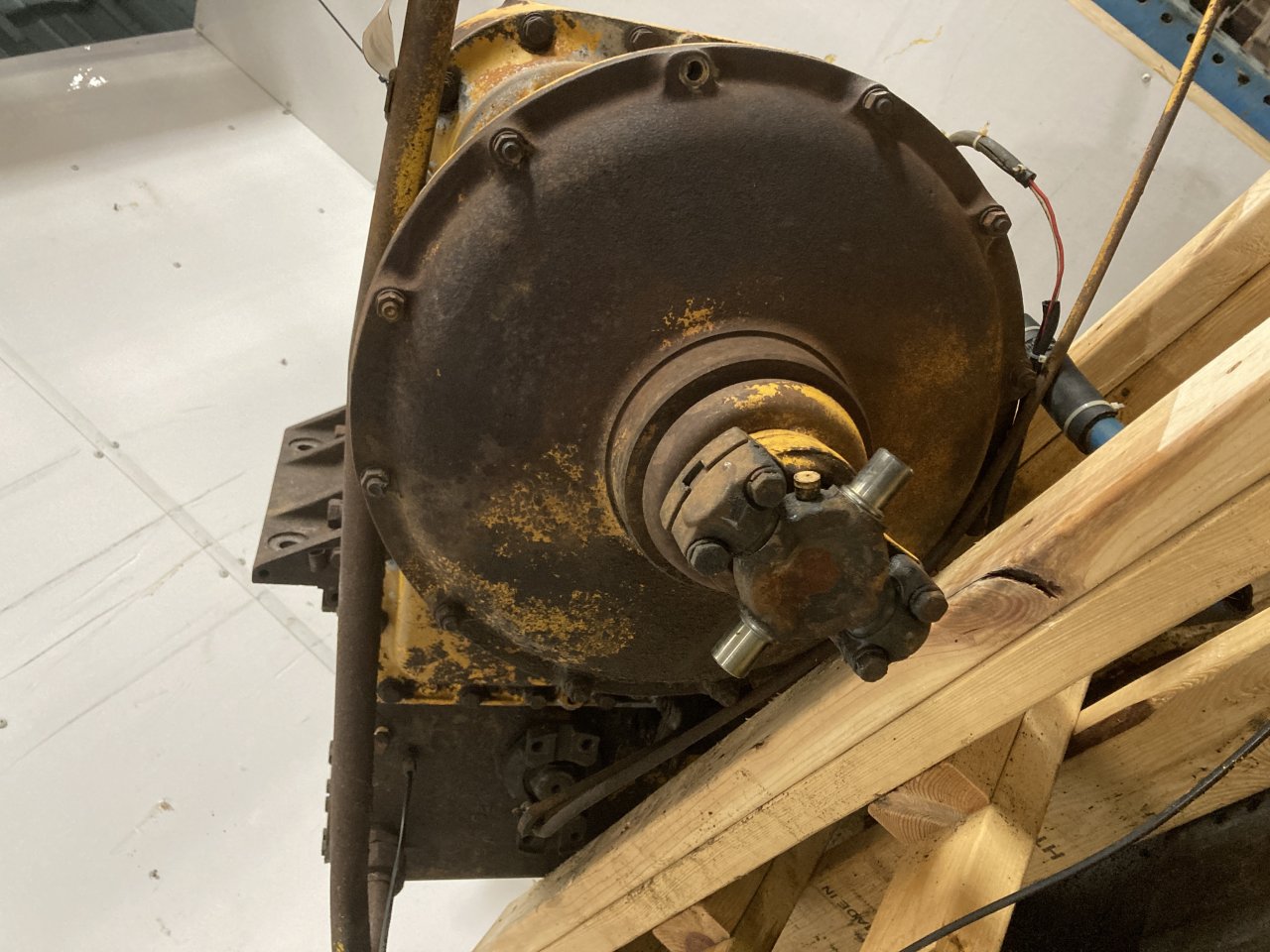 AT63591 | John Deere 644B Transmission for Sale