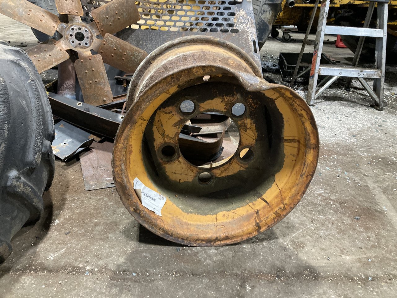 H632208 | Case DH5 Equip, Wheel for Sale