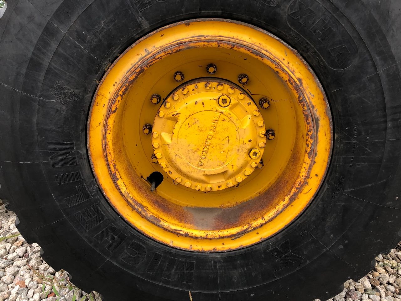 Volvo L90B Equip, Wheel for Sale