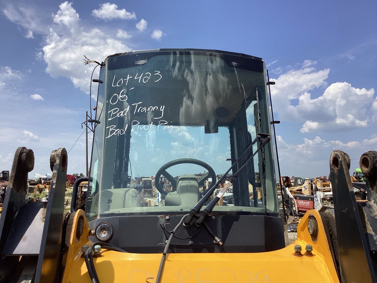 JCB 416B HT Windshield Glass for Sale