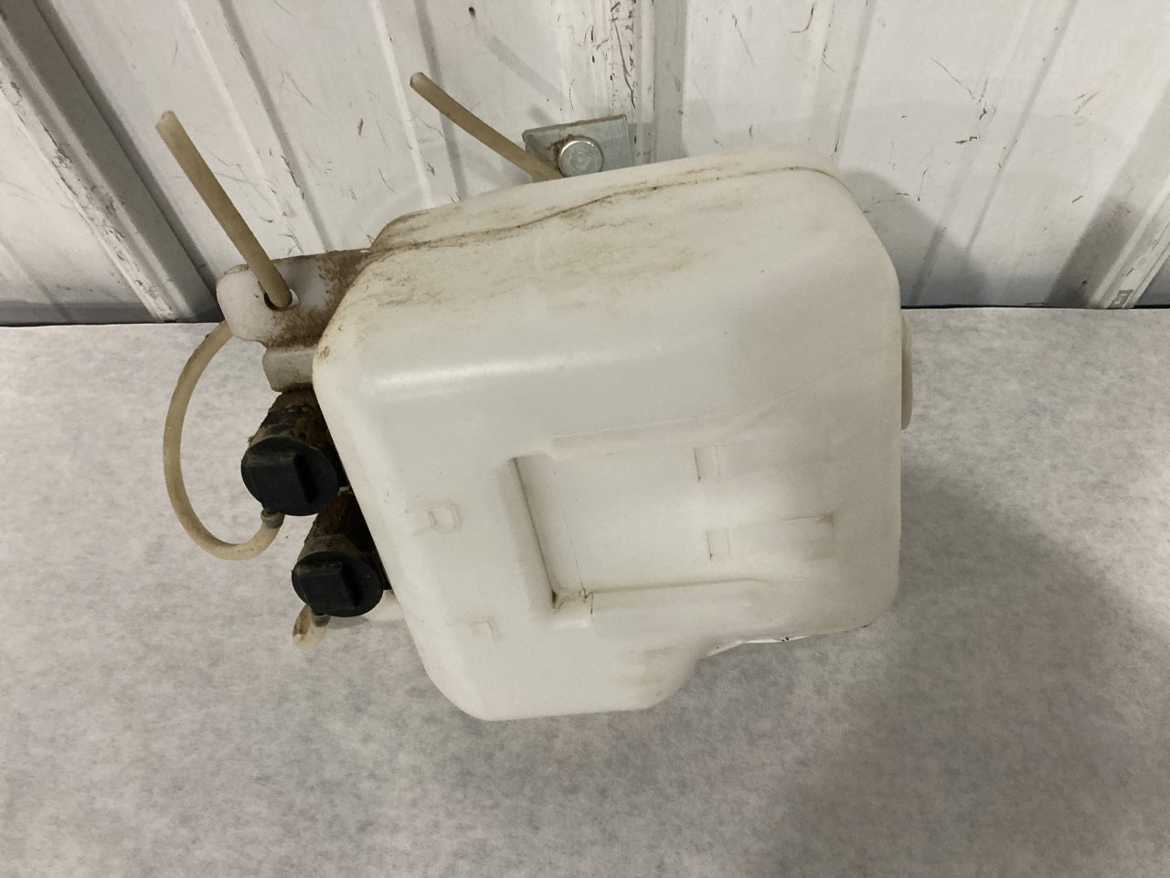 Kubota M6060HDC Windshield Washer Reservoir for Sale