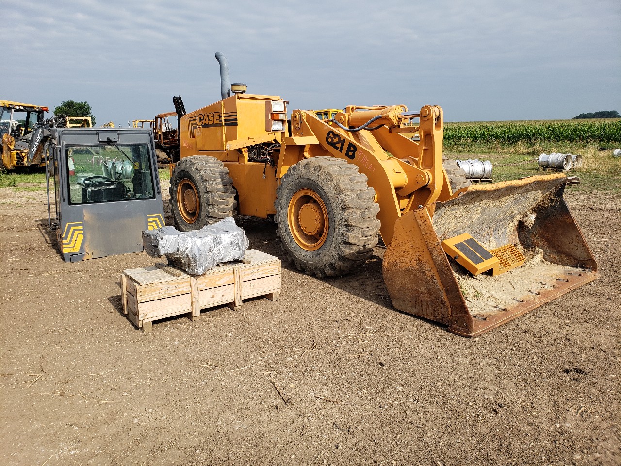 Case 621B Equipment Parts Unit for Sale
