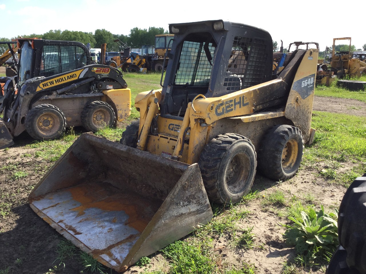 Gehl 6640 Equipment Parts Unit for Sale