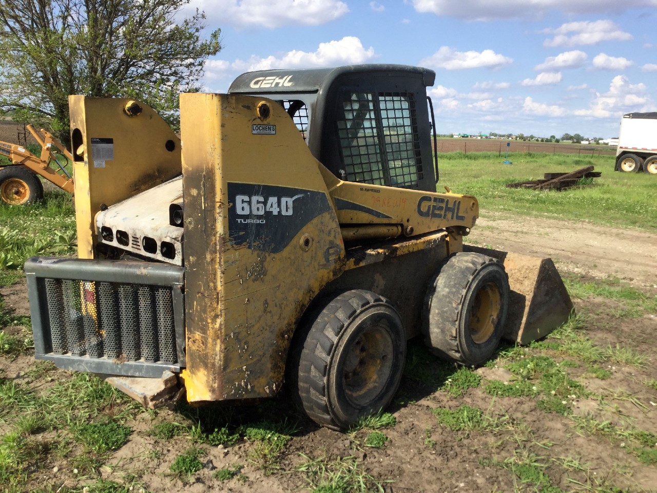 Gehl 6640 Equipment Parts Unit for Sale