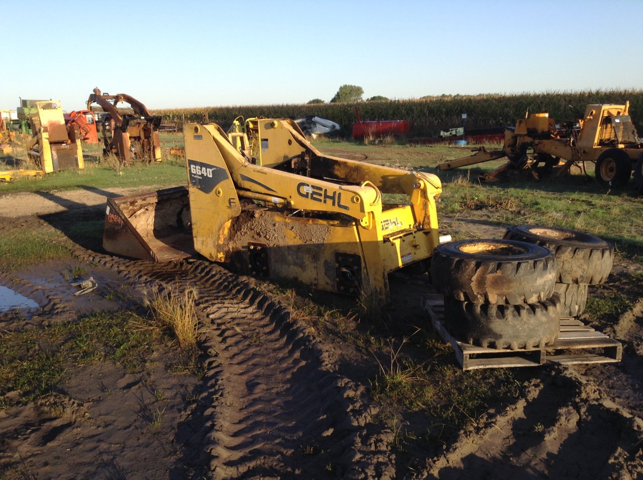 Gehl 6640 Equipment Parts Unit for Sale