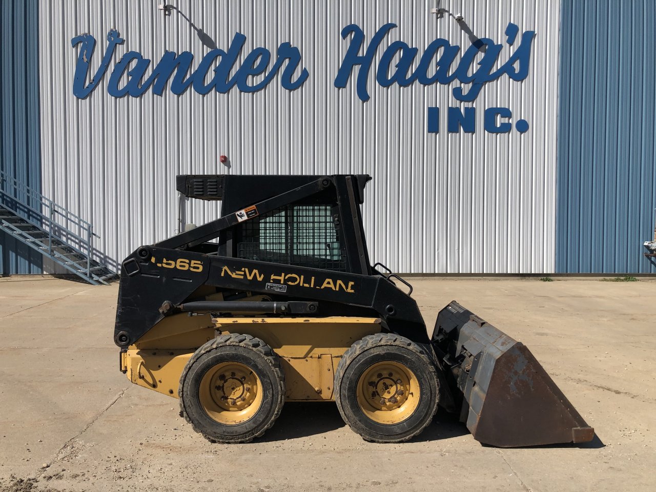 New Holland LX565 Equipment Unit for Sale