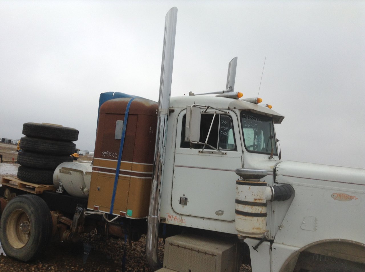 Peterbilt 359 Sleeper for Sale