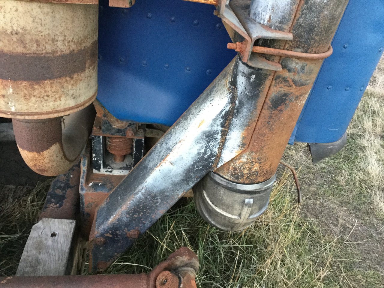 GMC ASTRO Exhaust Bracket for Sale