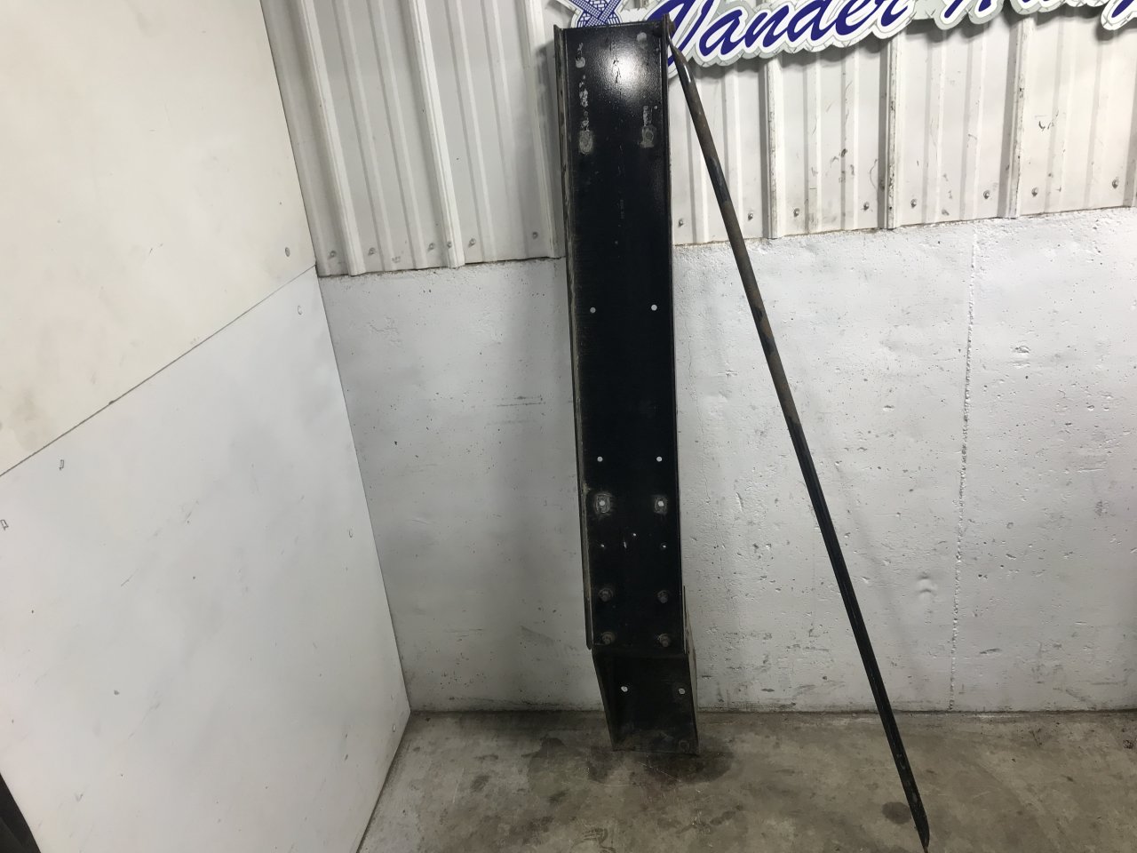 K186-513 | Kenworth T600 Exhaust Bracket for Sale