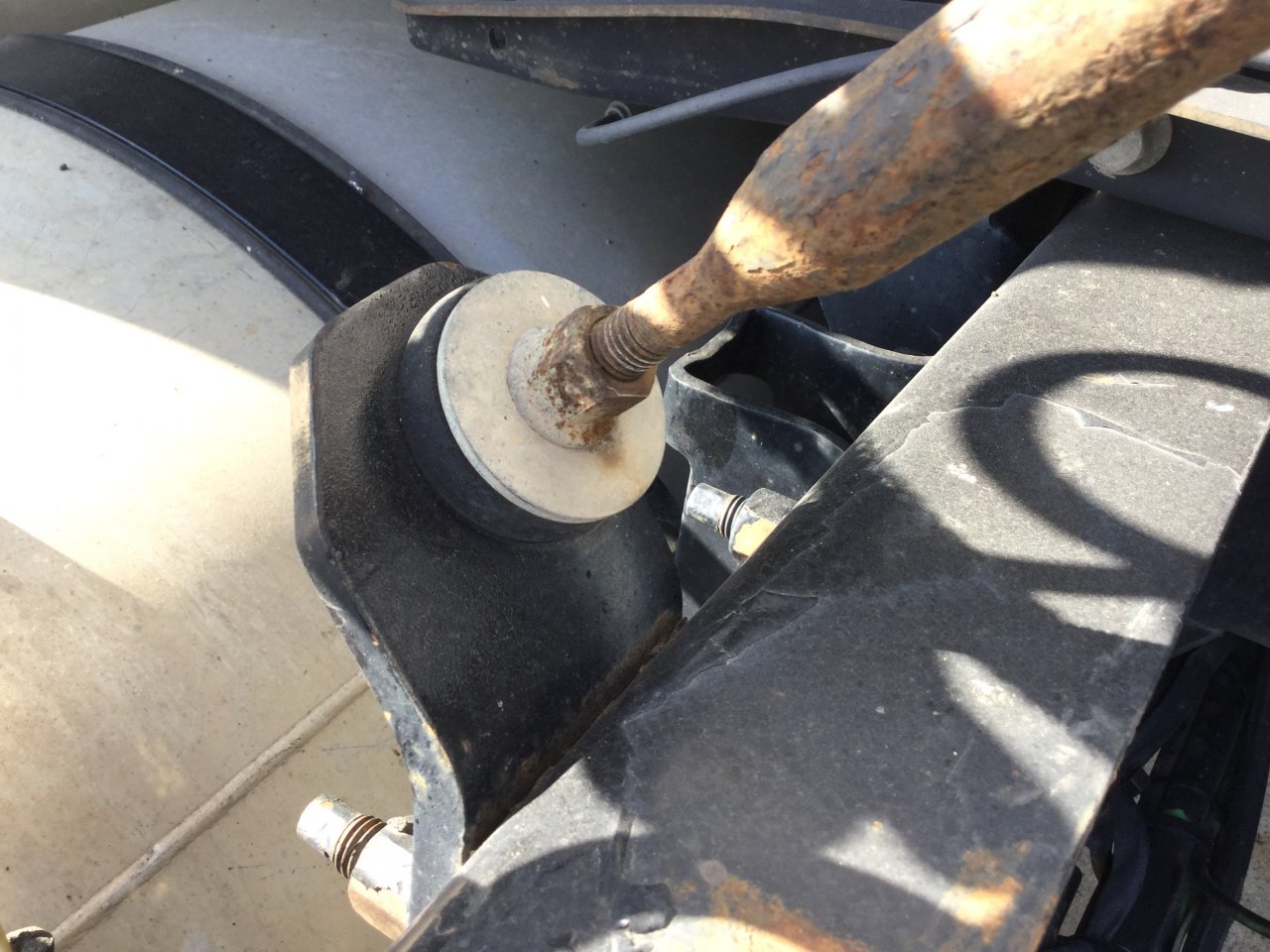 Volvo VNL Bracket for Sale