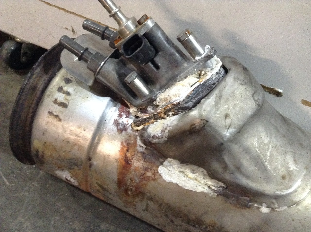 044404301BLW | Cummins ISX Exhaust DEF Doser for Sale