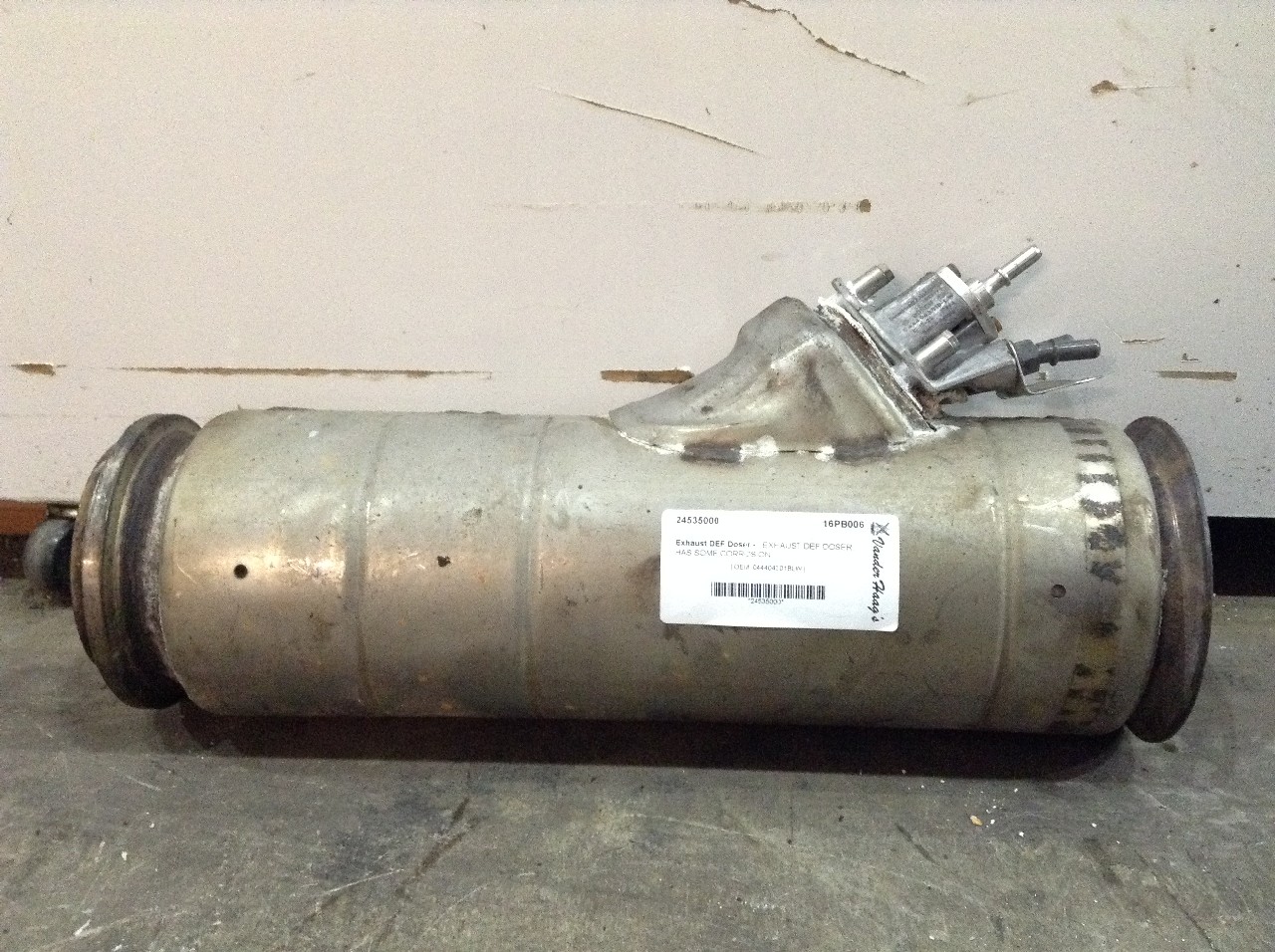 044404301BLW | Cummins ISX Exhaust DEF Doser for Sale