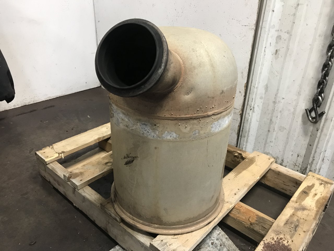 A6804901914 | Detroit DD15 Exhaust DOC for Sale