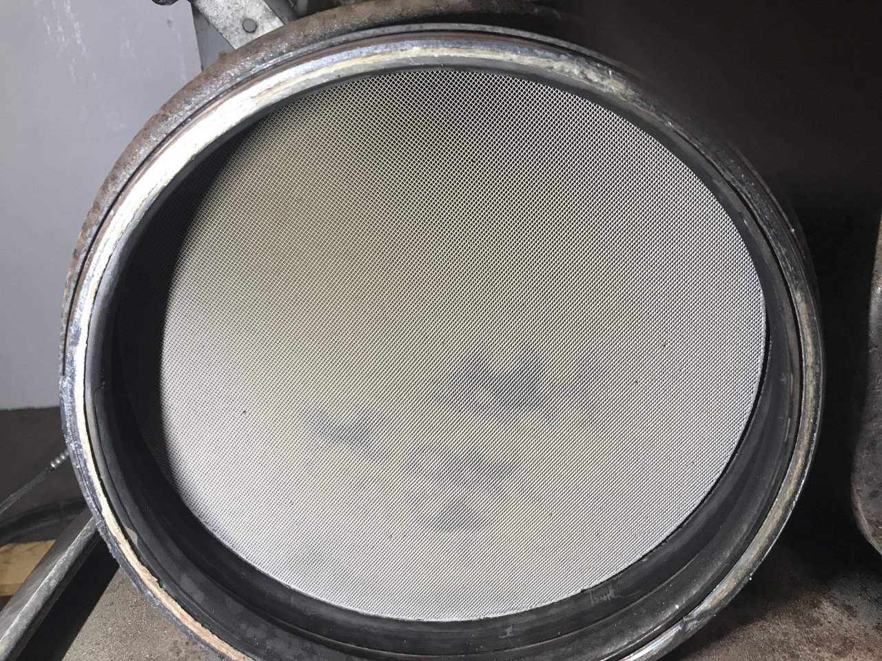 Detroit DD13 DPF | Diesel Particulate Filter for Sale