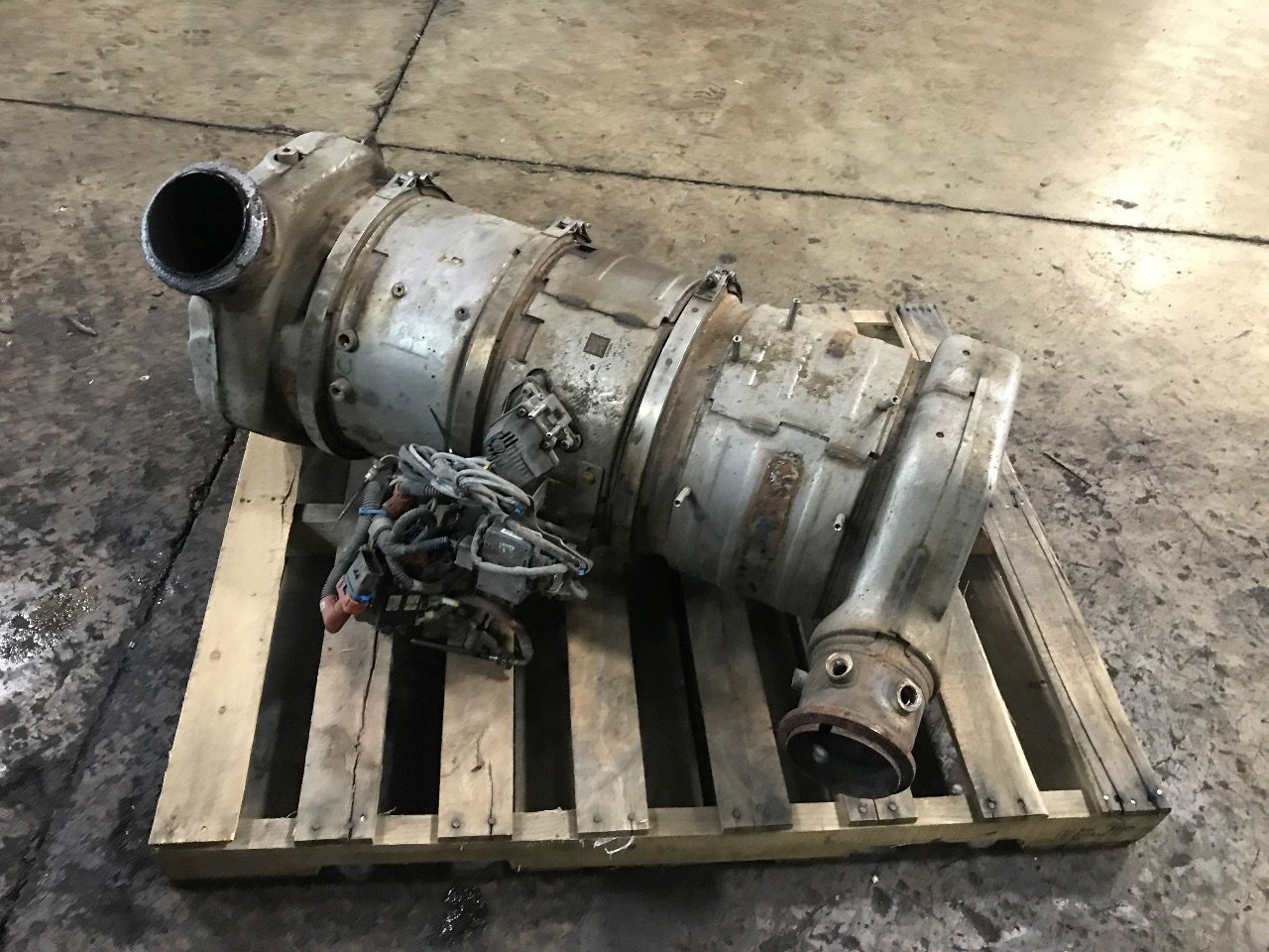 6DS26216530 | Cummins X15 DPF | Diesel Particulate Filter for Sale