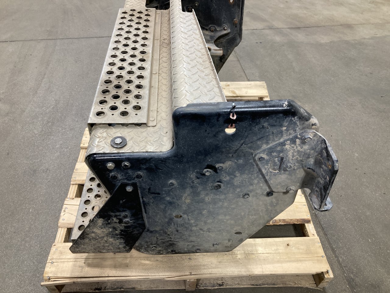 Cummins ISX11.9 Exhaust DPF Cover for Sale