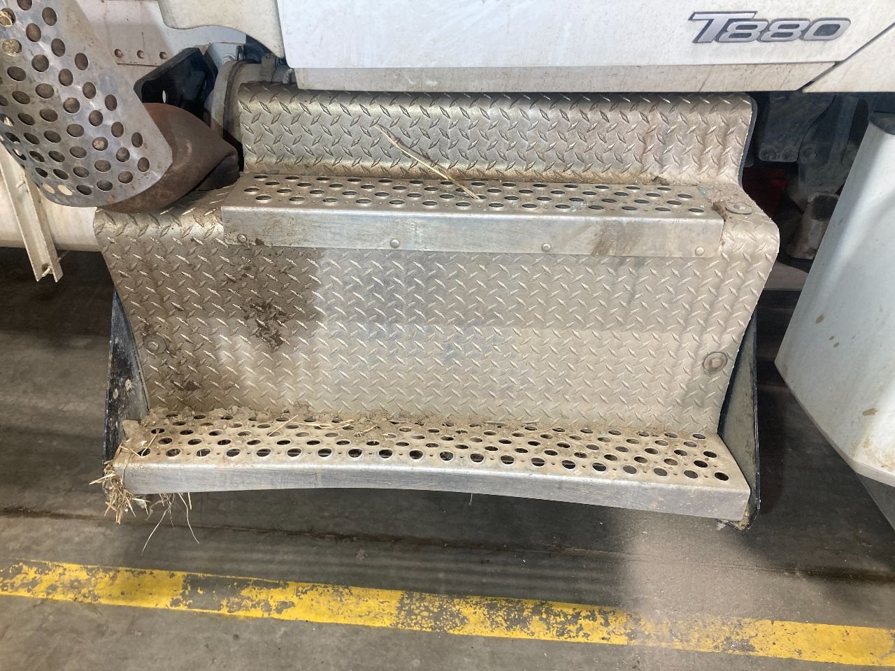 Cummins ISX11.9 Exhaust DPF Cover for Sale