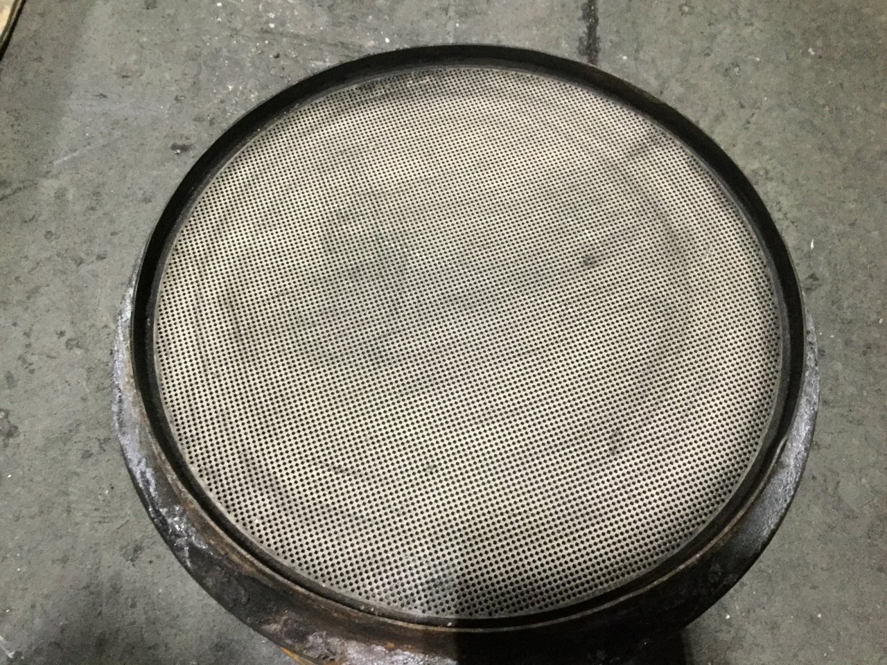21212428 | Mack MP7 Exhaust DPF Filter for Sale