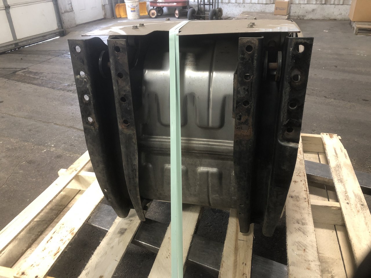 Volvo D11 Exhaust SCR Catalyst for Sale