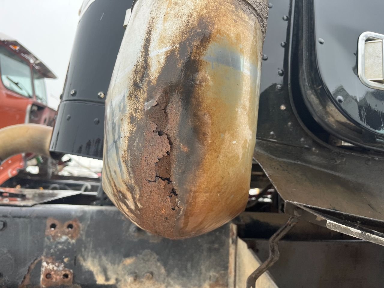 Freightliner FLD120 CLASSIC Exhaust Stack for Sale