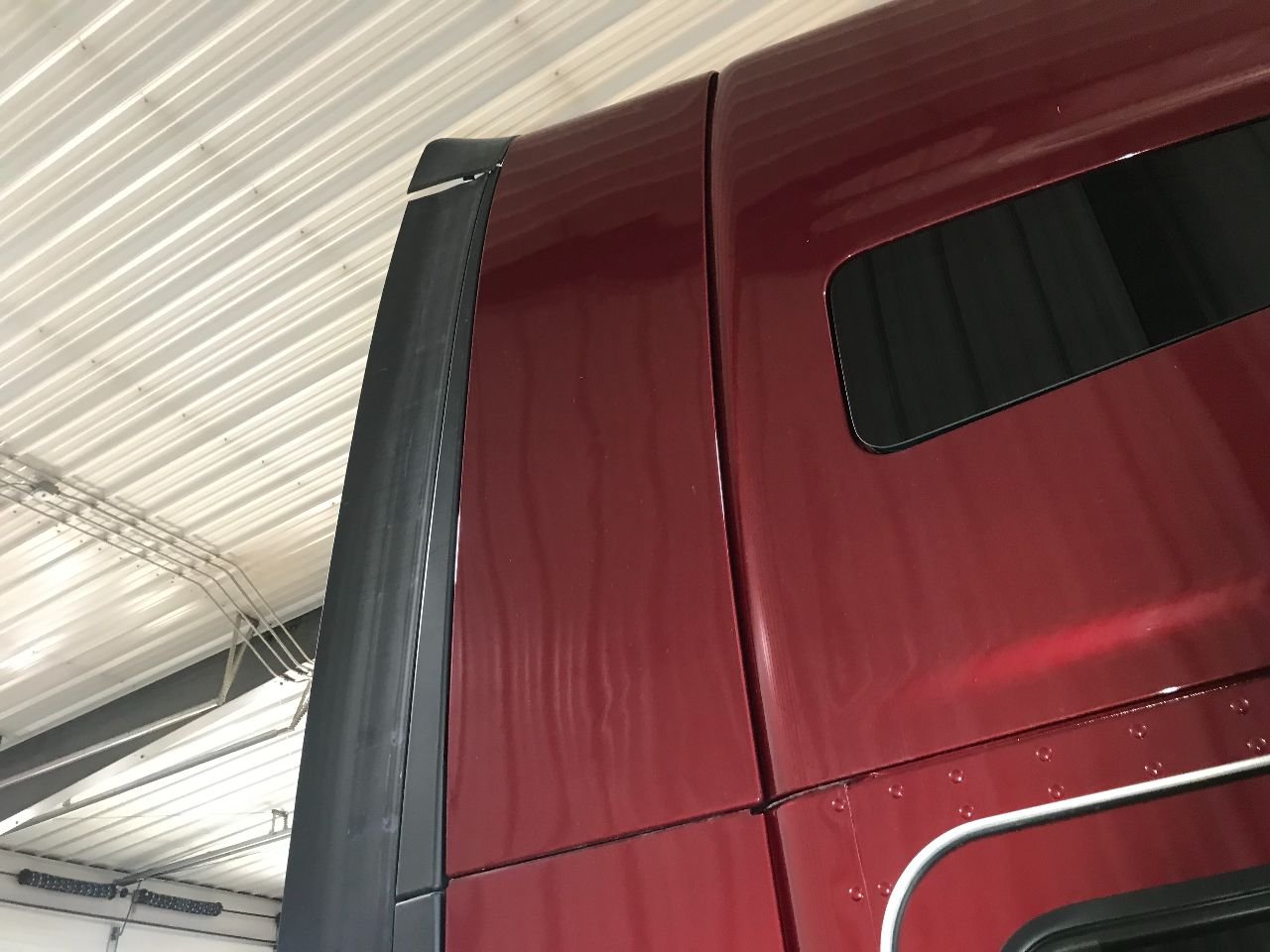 T33-1009R | Kenworth T680 Side Fairing/Cab Extender for Sale
