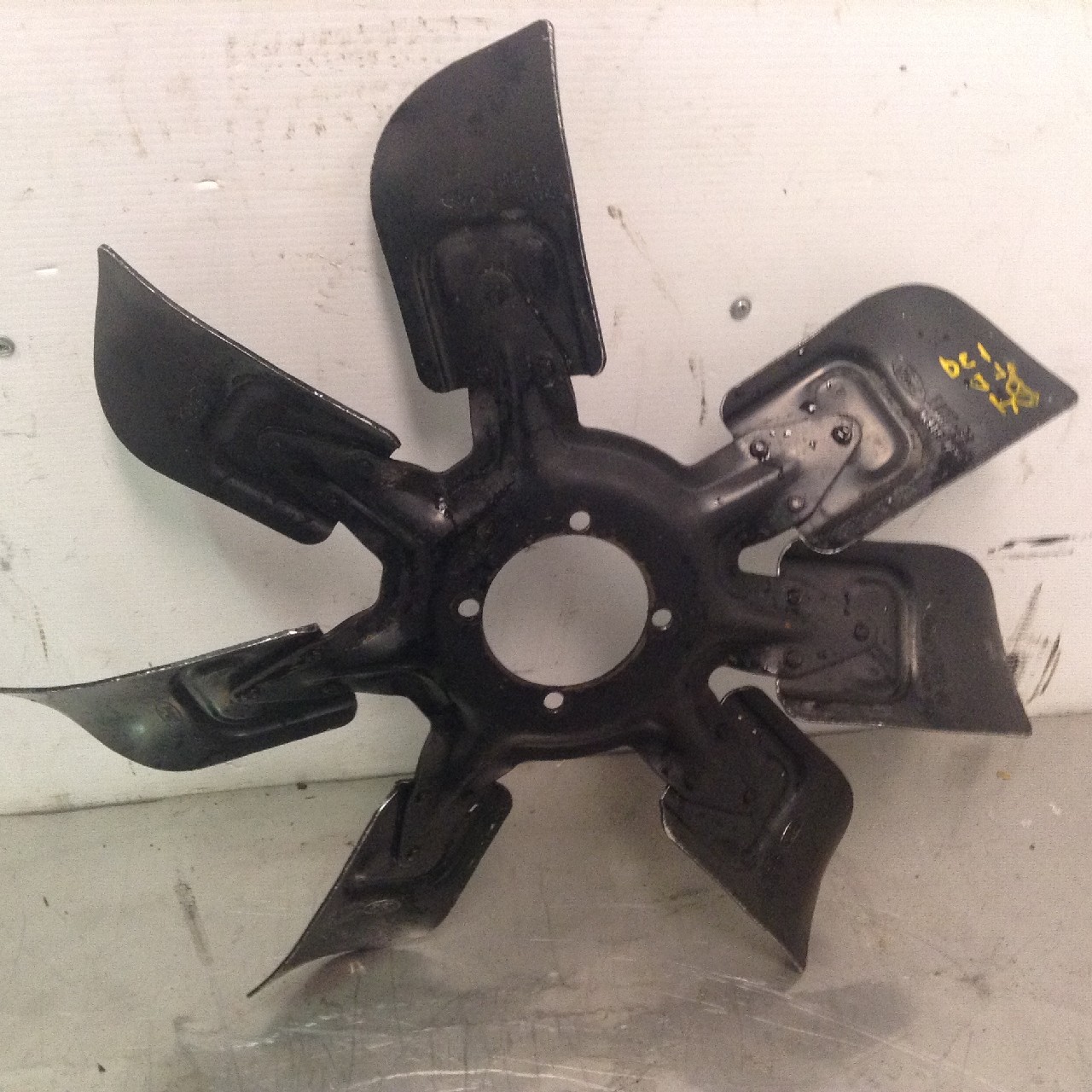 916969 | Detroit 8.2N Engine Fan Blade for Sale