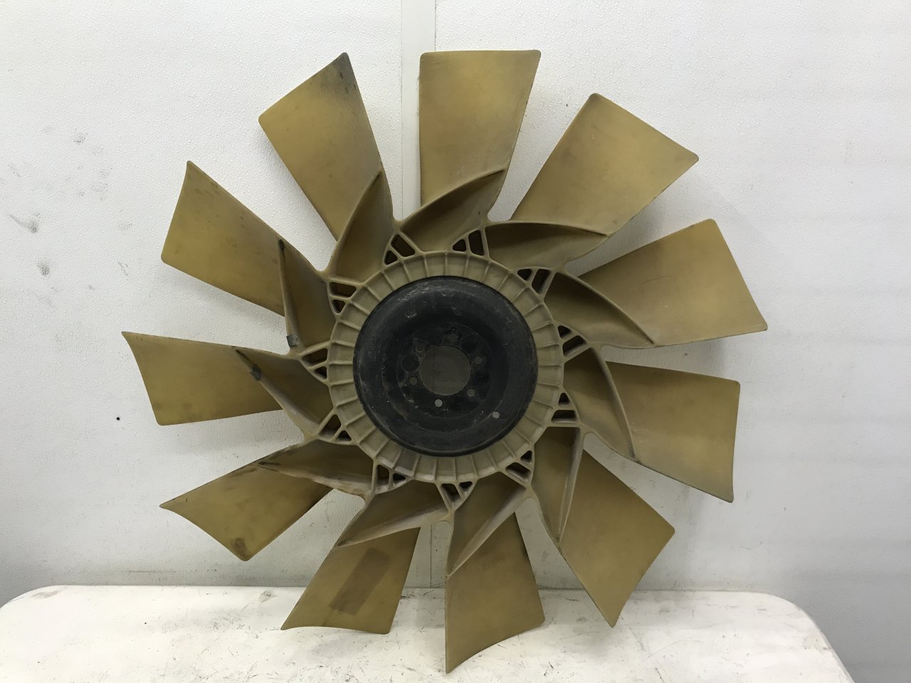 4735-44616-01KM | Volvo D11 Engine Fan Blade for Sale