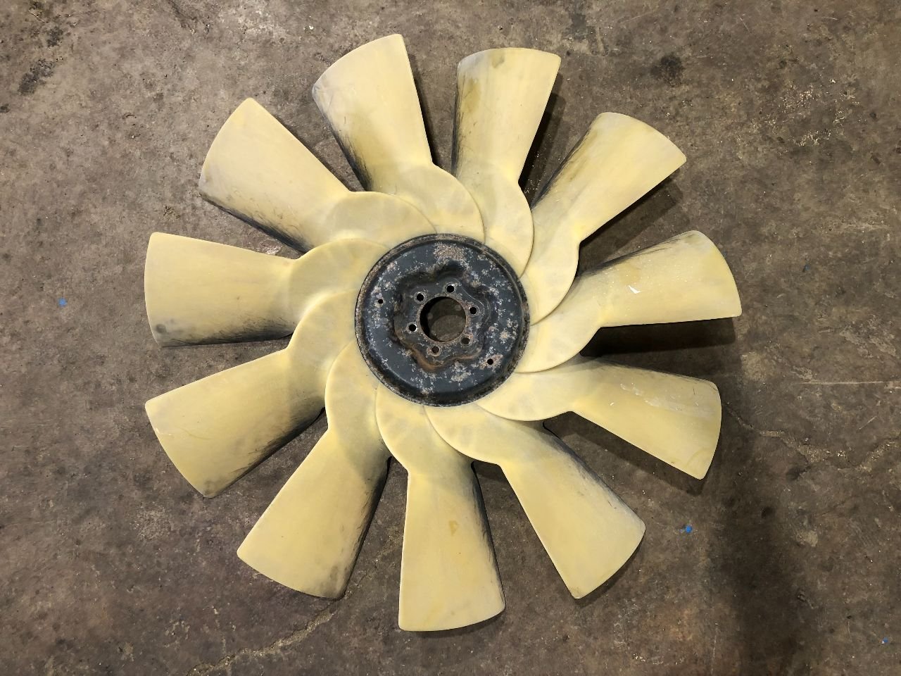 Volvo D13 Engine Fan Blade for Sale