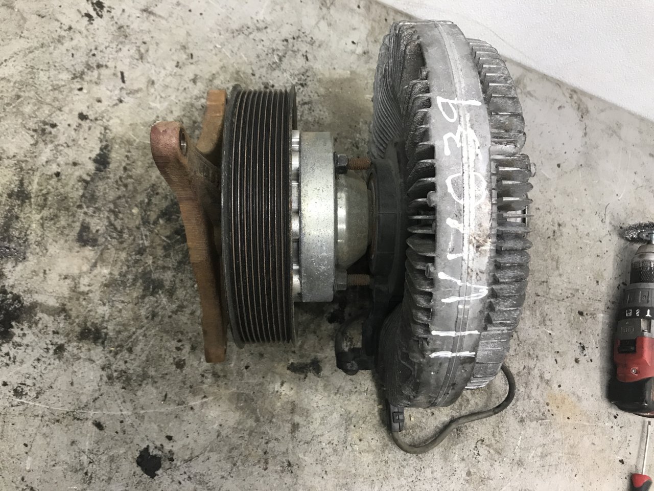 22929437 | Volvo D16 Engine Fan Clutch for Sale