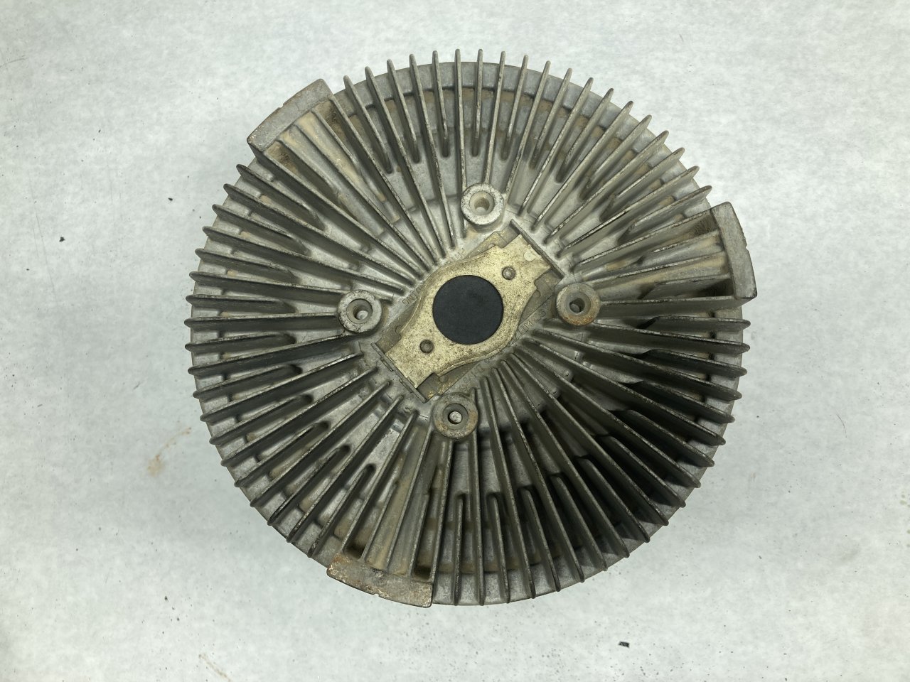 2038840C1 | International T444E Engine Fan Clutch for Sale