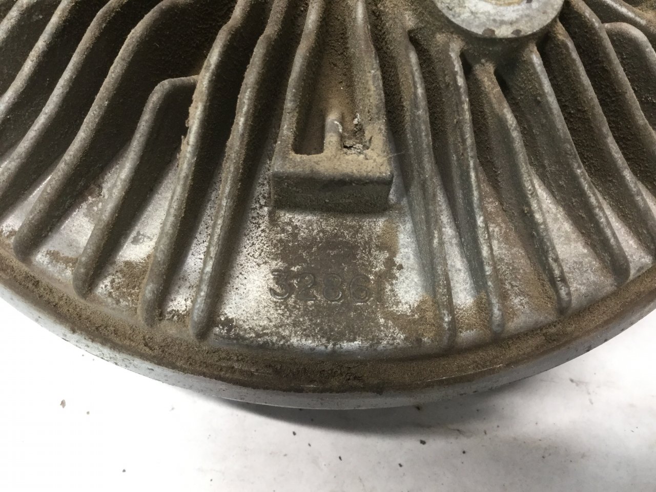 International VT275 Engine Fan Clutch for Sale