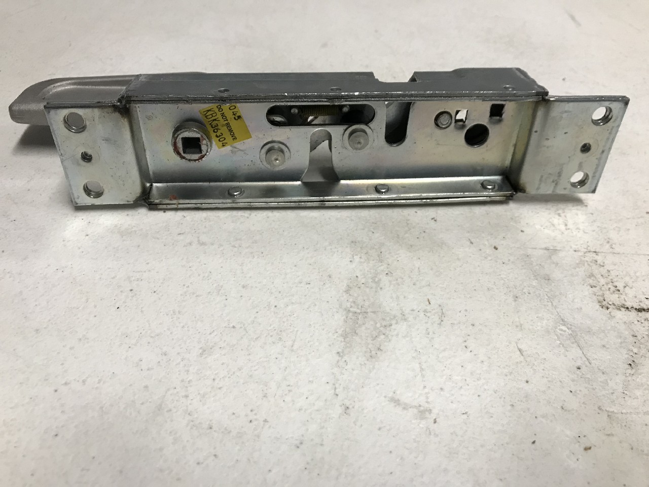 Autocar 7004 Door Latch for Sale