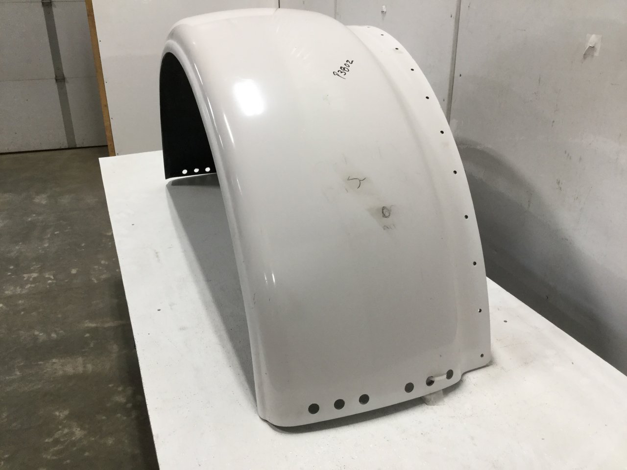 L35-6035M00-5 | Peterbilt 389 Fender for Sale