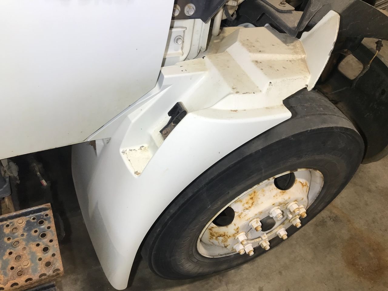 3544859C4 | International 4300 Fender for Sale