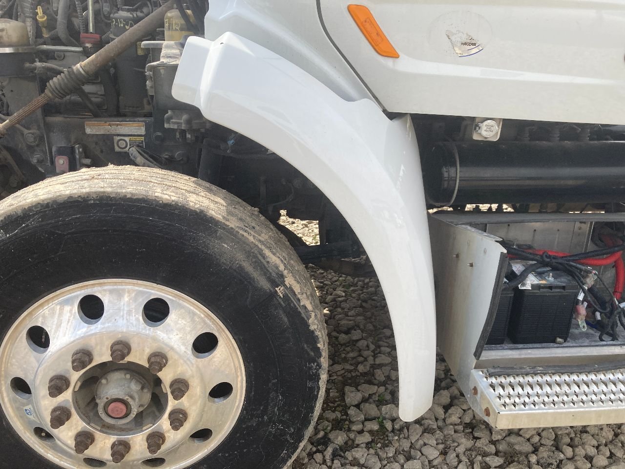 N77-1058-001 | Peterbilt 579 Fender for Sale