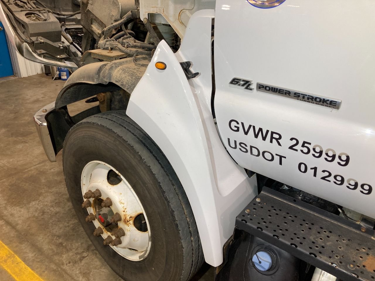 FC4B-16006-A | Ford F750 Fender for Sale