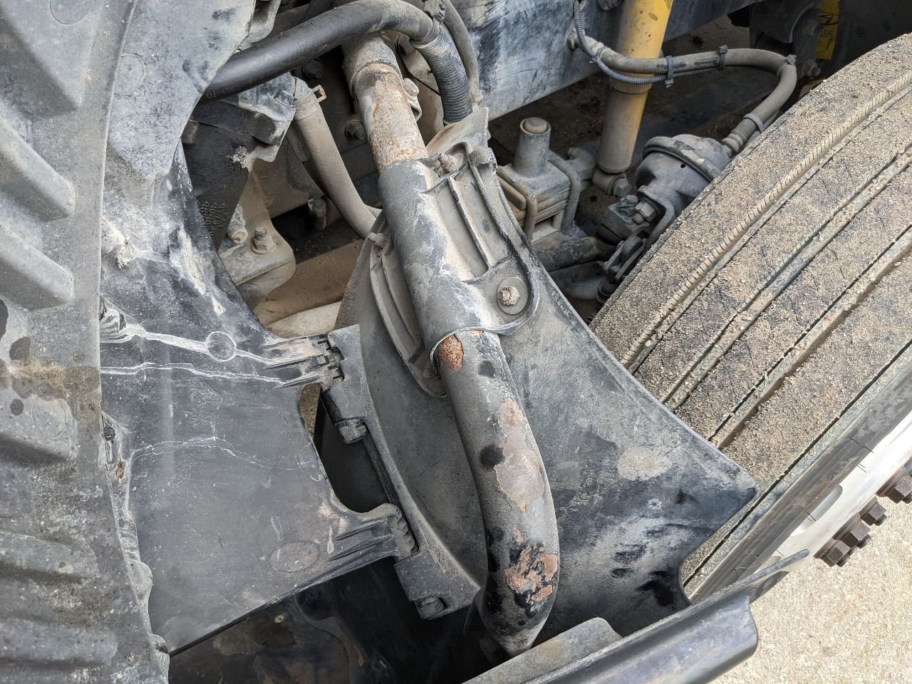 22-59170-000 | Freightliner C112 CENTURY Inner Fender for Sale