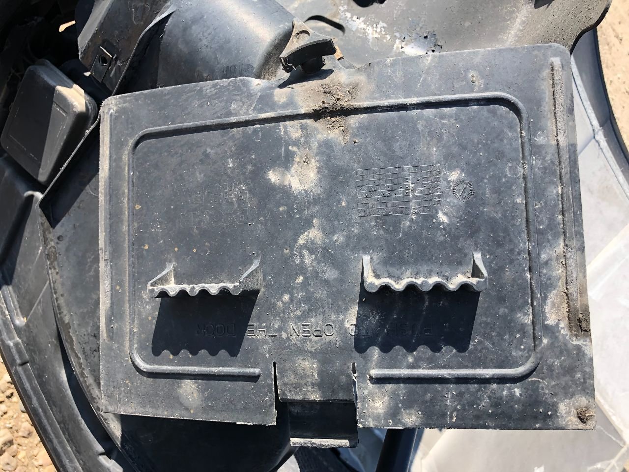 L52-6025 | Kenworth T680 Inner Fender for Sale