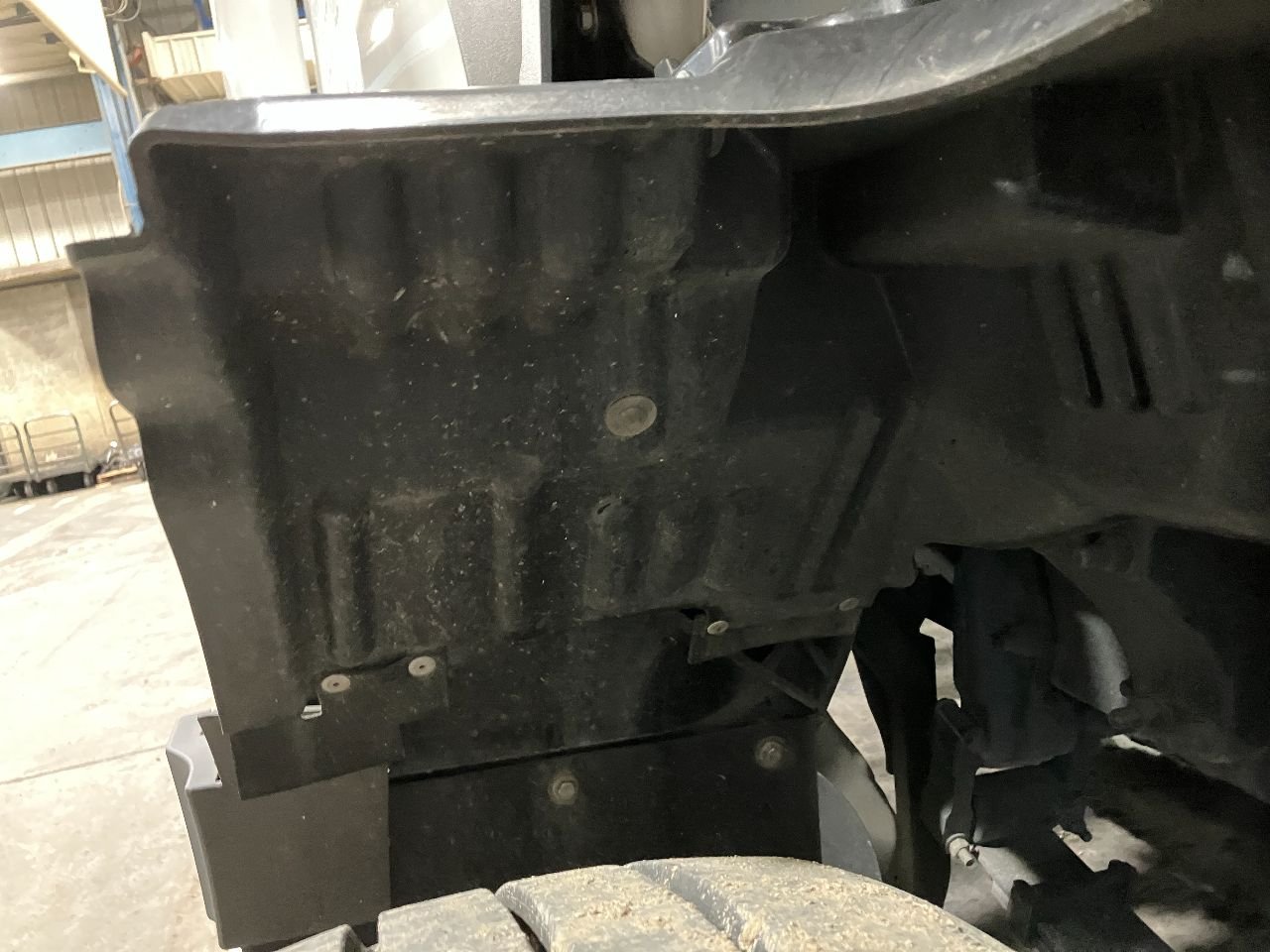 L52-6028 | Kenworth T680 Inner Fender for Sale
