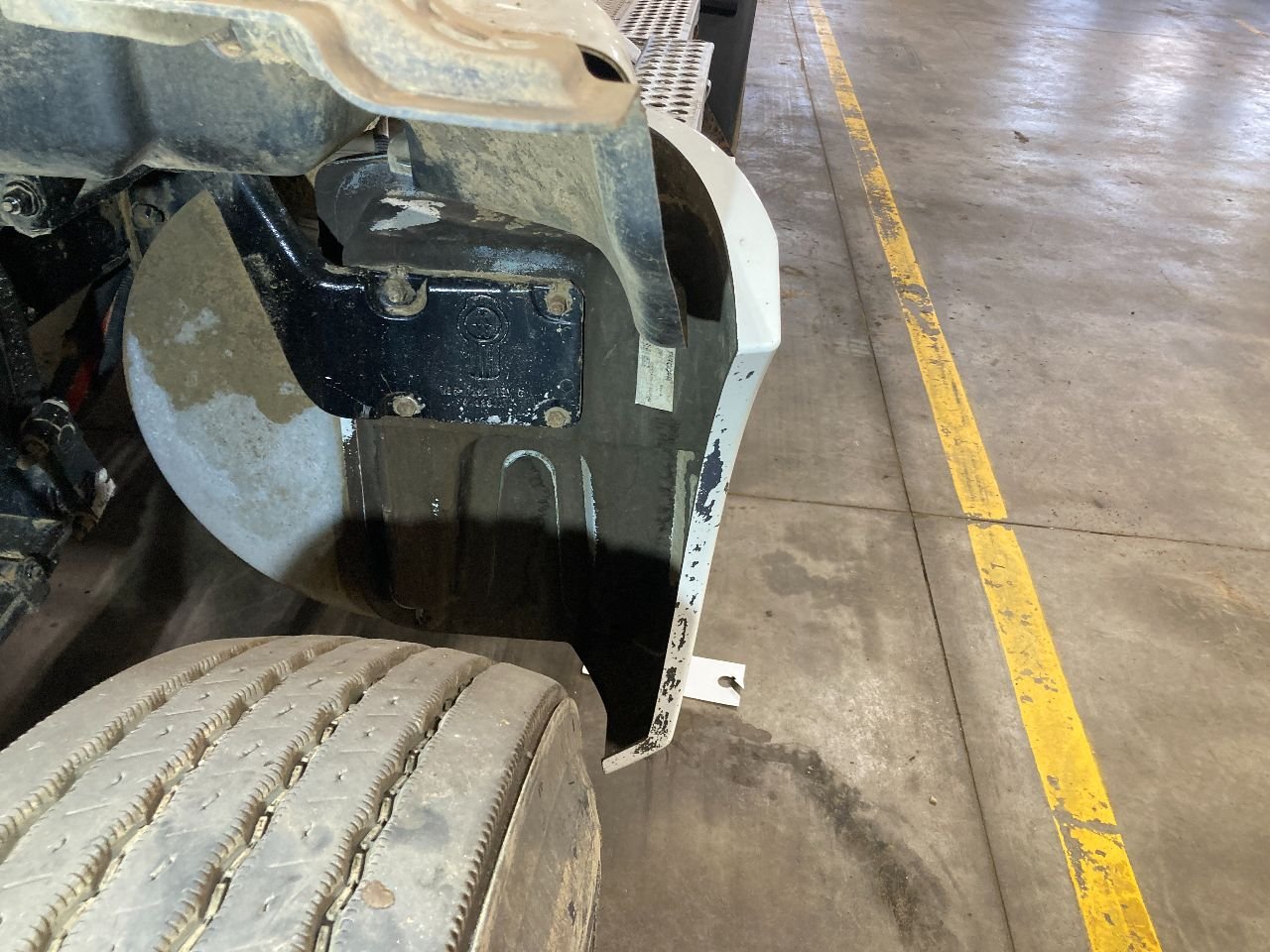 N85-116 | Kenworth T880 Fender for Sale