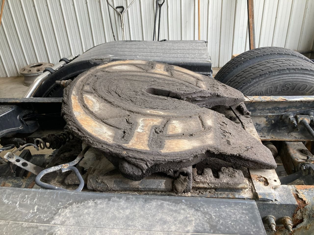 SR6ATB675012 | Holland FW2870 Fifth Wheel for Sale
