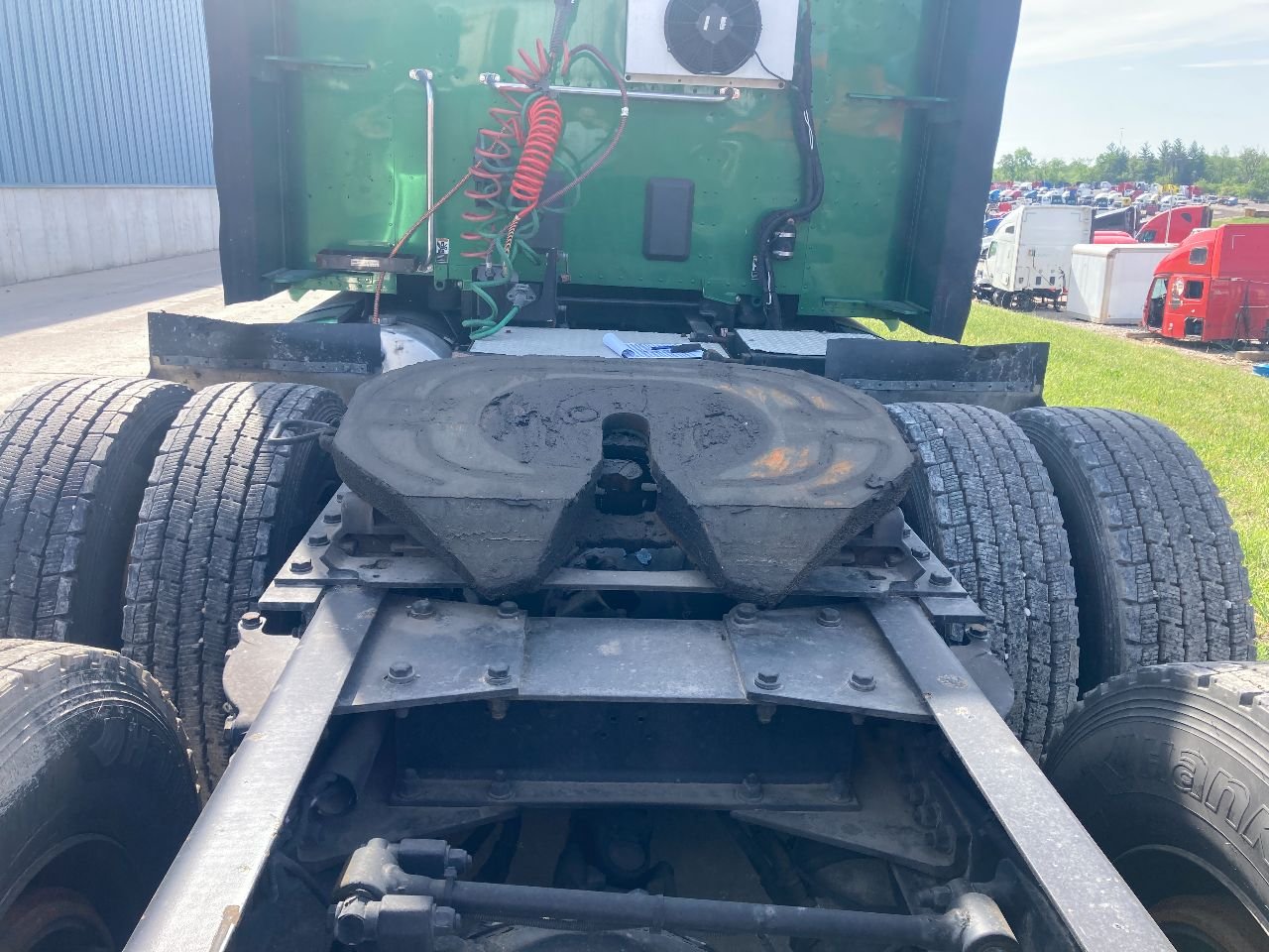 FWALZ700XL00 | Holland FW17 Fifth Wheel for Sale