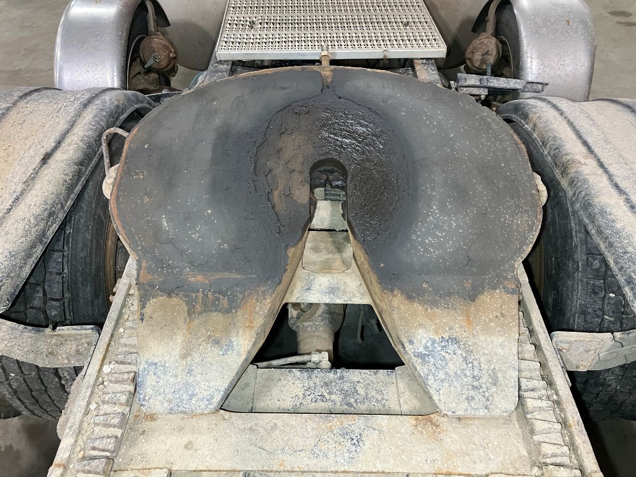 FW35-7884XL | Holland FW31 Fifth Wheel for Sale