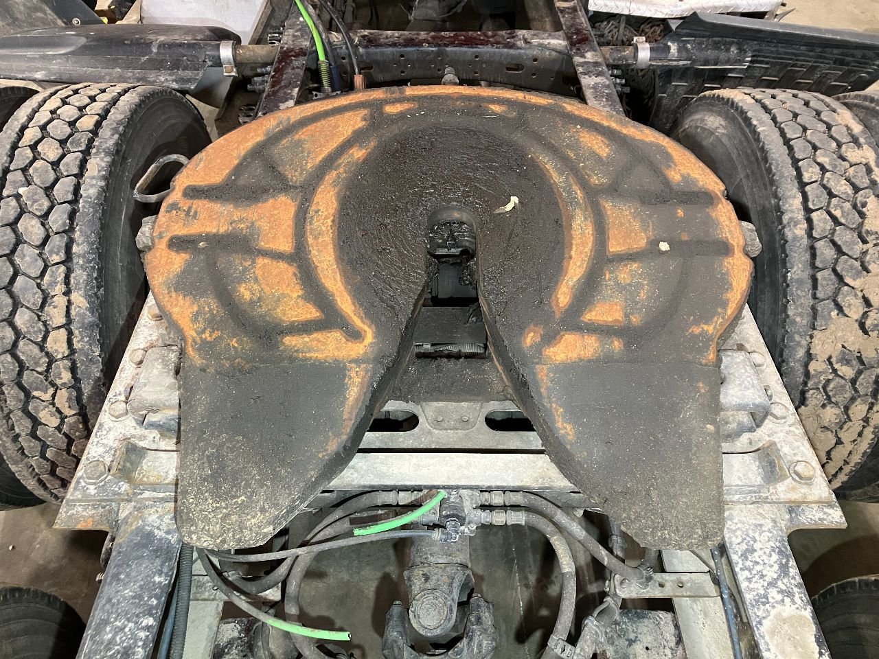 FW35F712XL00 | Holland FW2800 Fifth Wheel for Sale