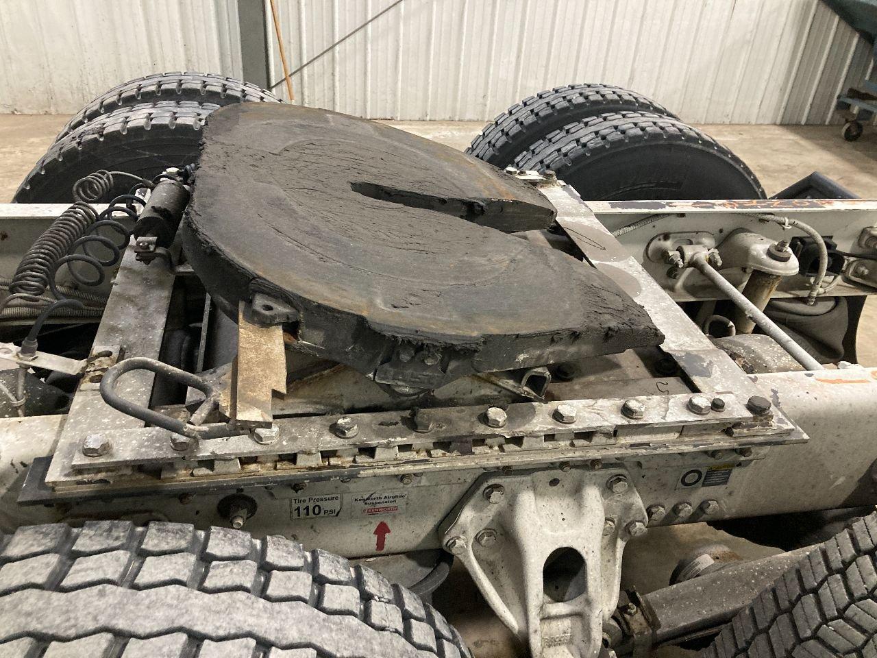 Jost JSK37USA-A8PX12 Fifth Wheel for Sale