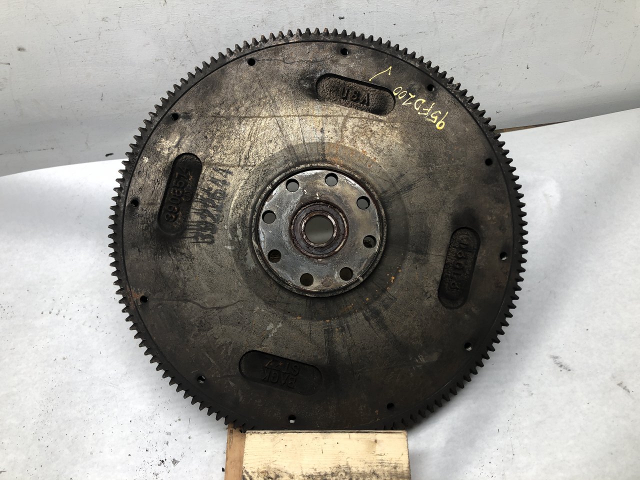 3908574 | Cummins C8.3 Engine Flywheel for Sale