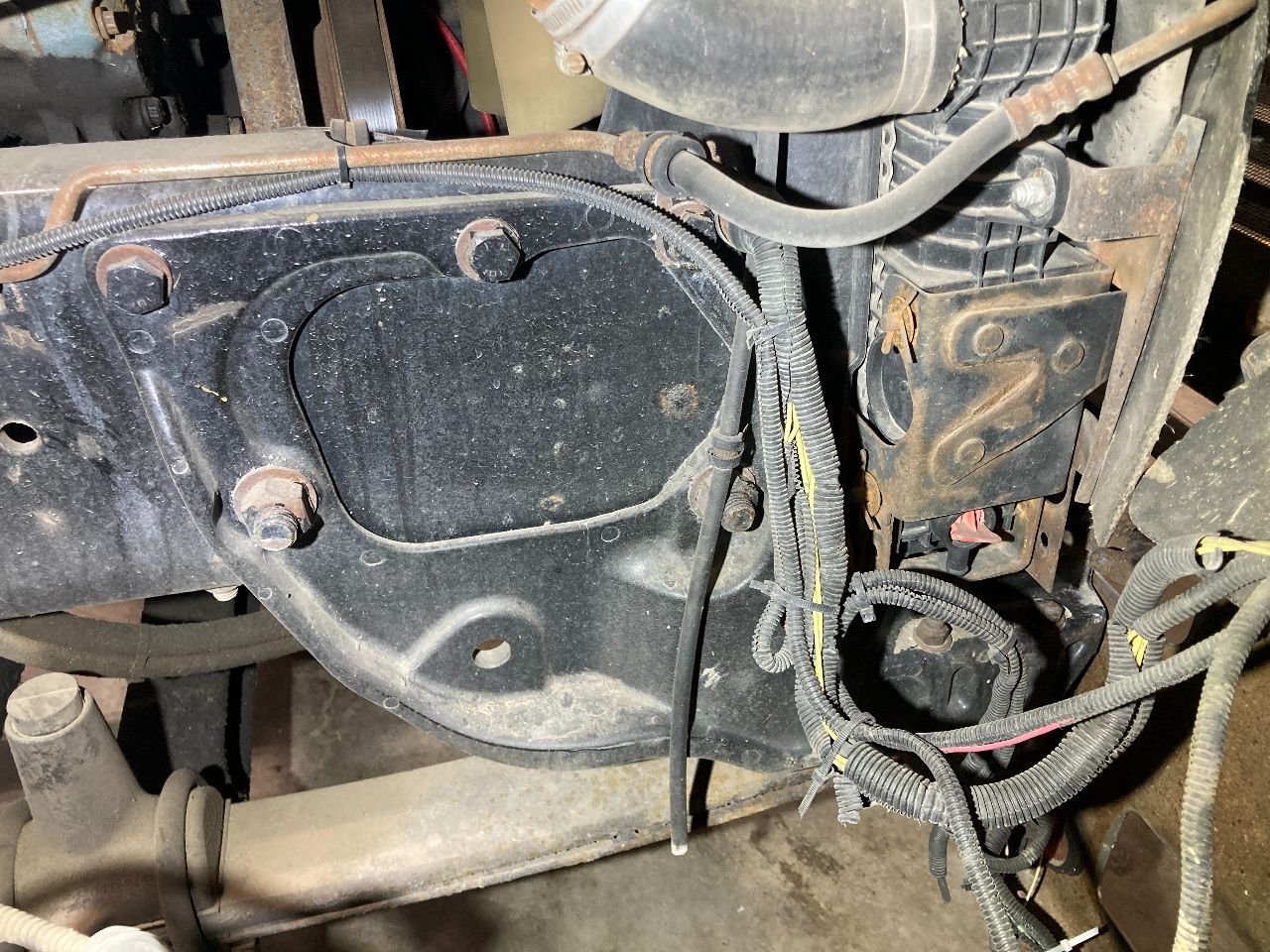 Freightliner CLASSIC XL Frame Horn for Sale