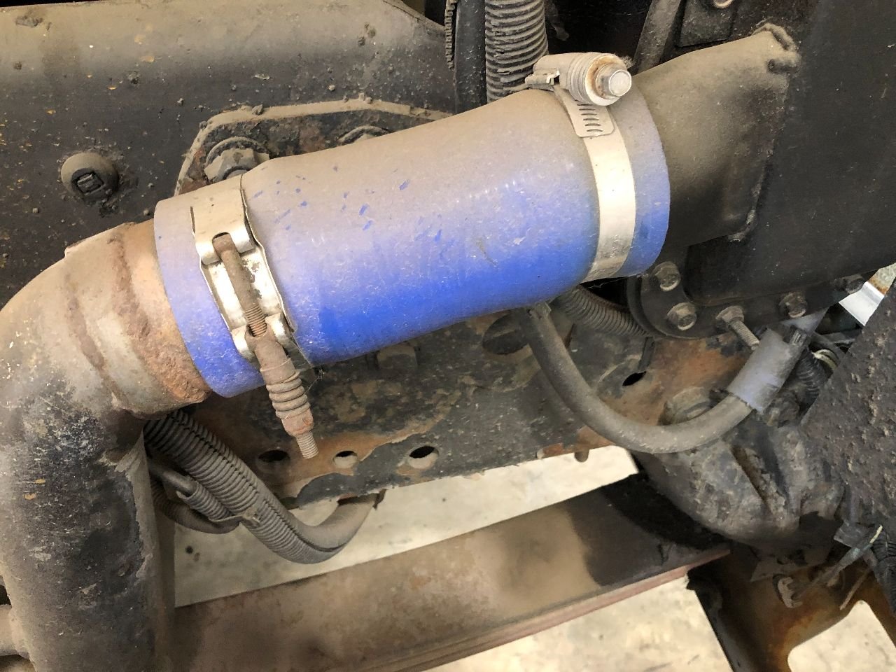 Freightliner FLD120 Frame Horn for Sale
